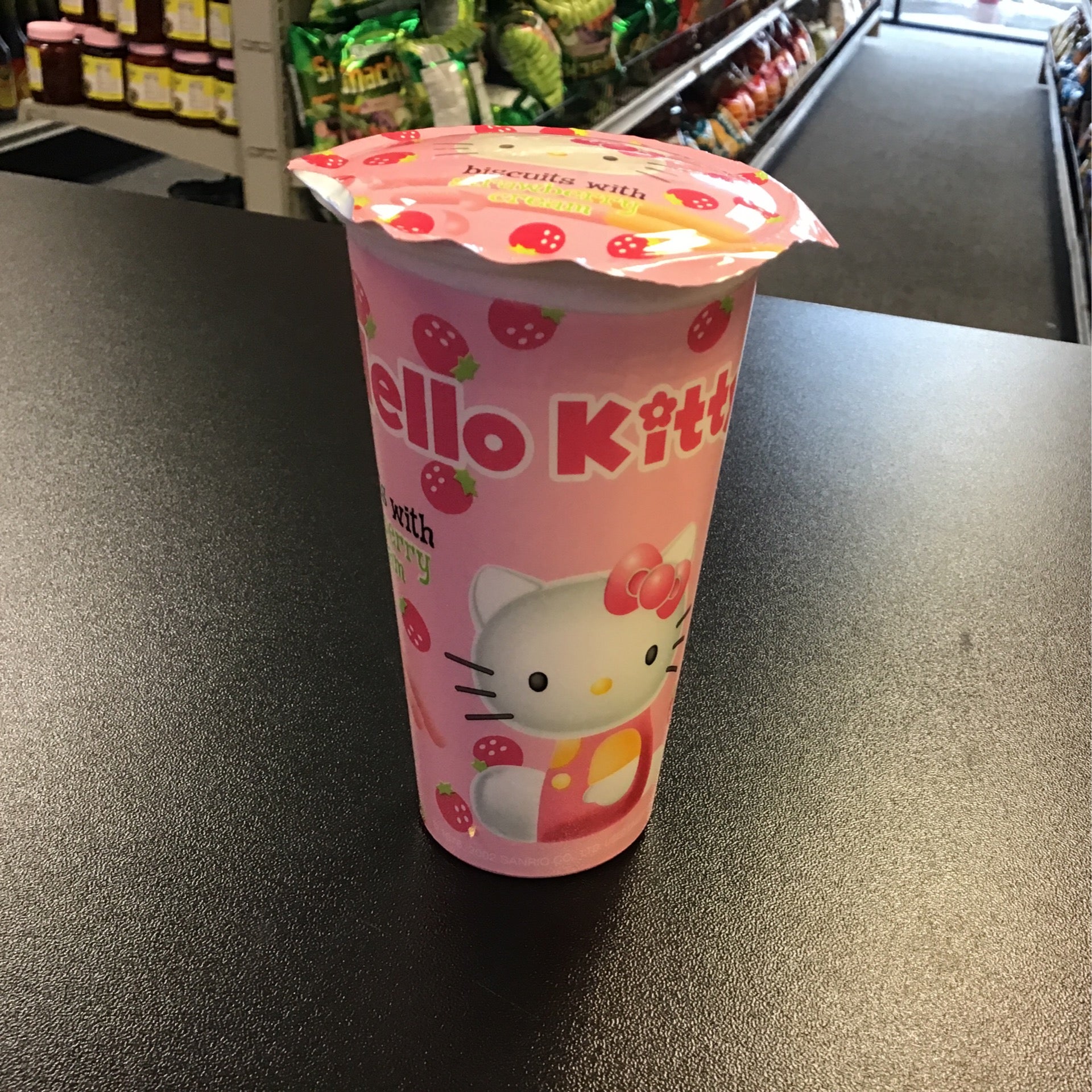 Hello Kitty Biscuits Strawberry | My Site